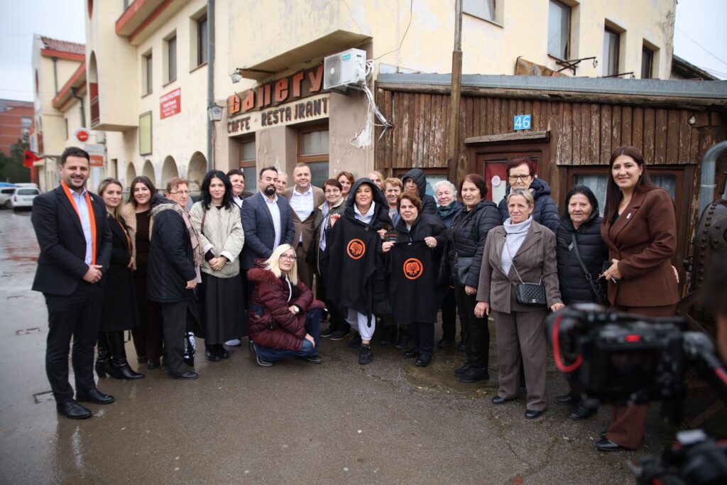 Minister Sallahu visited the central office of the “Organization of ...